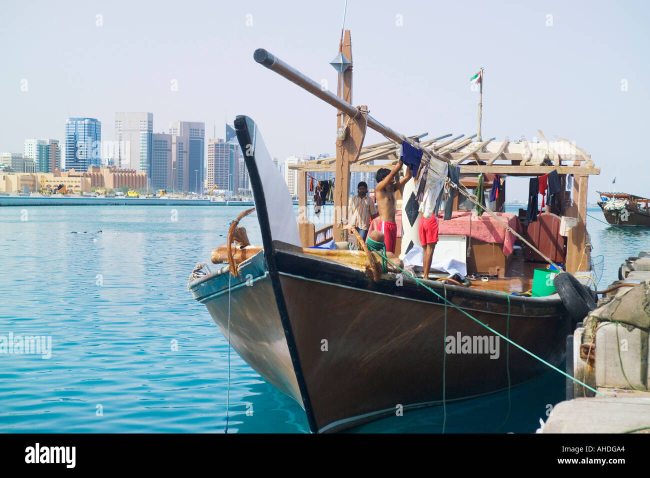 Dhow boats abu dhabi hi-res stock photography and images - Alamy