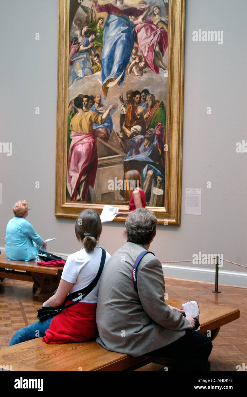 Visitors of Art Institute sitting and watching admire by painting ...