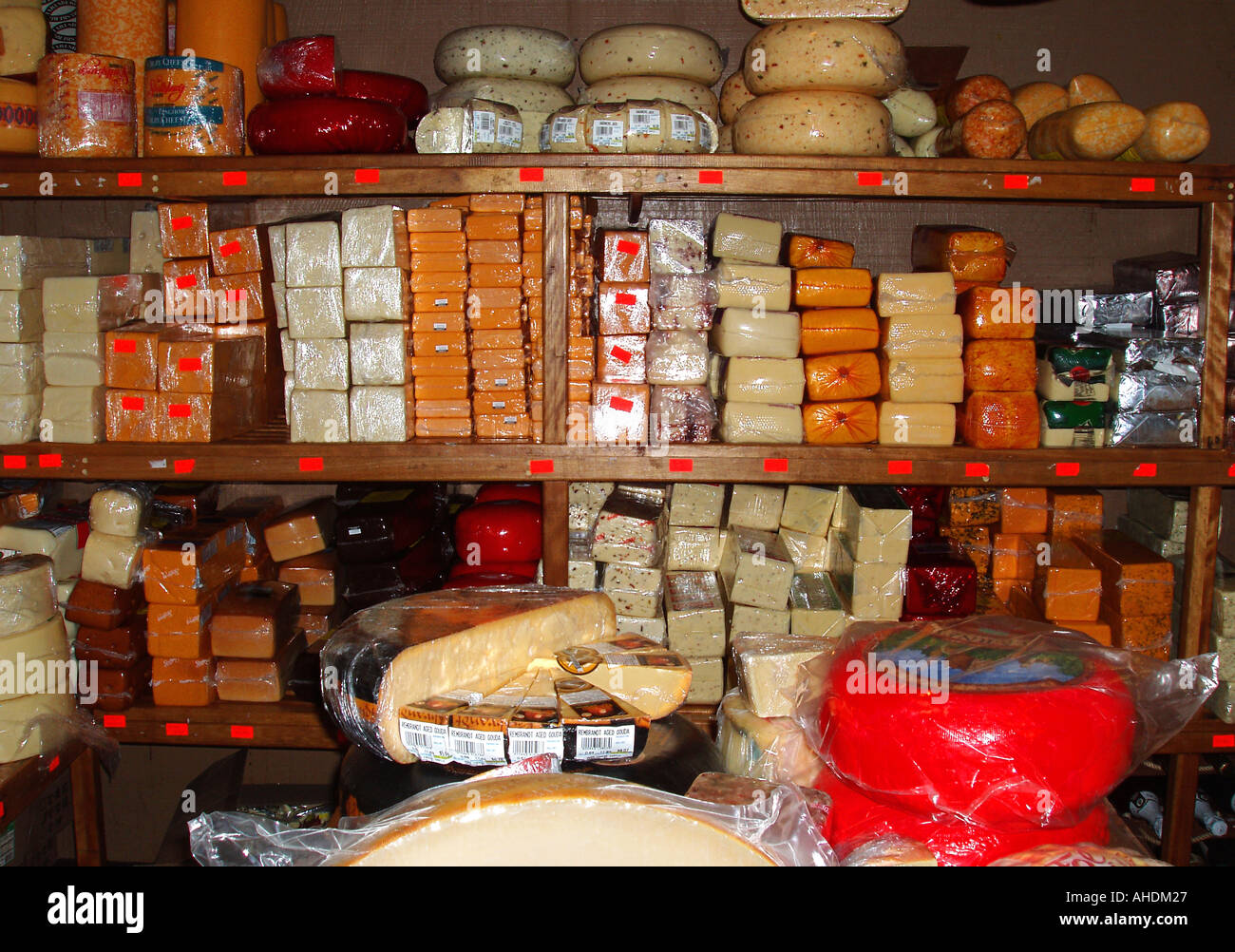 Store front entertain hi-res stock photography and images - Alamy