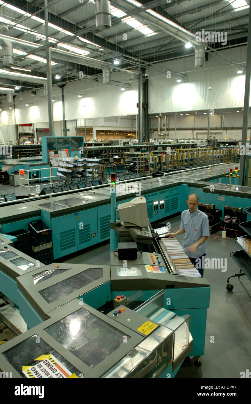 Mail sorting machine hi-res stock photography and images - Alamy