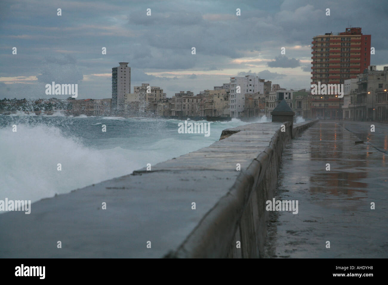 La Habana Cuba stormy weather at the bay Stock Photo - Alamy