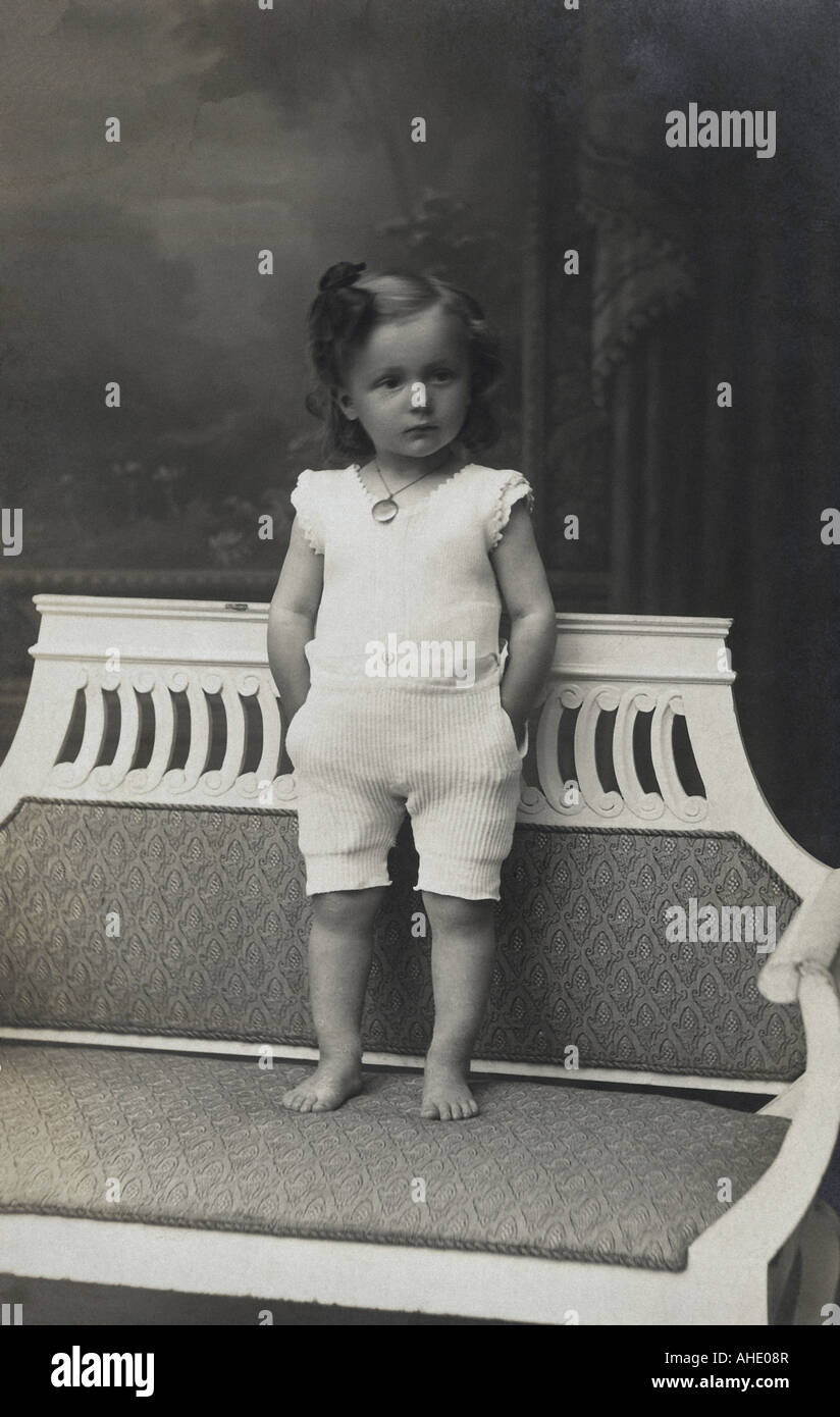 1910s fashion hi-res stock photography and images - Alamy