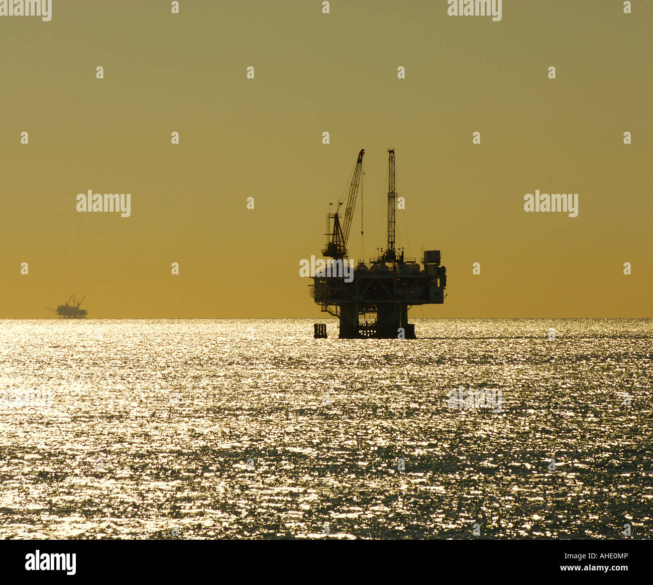 Crude oil pier High Resolution Stock Photography and Images - Alamy