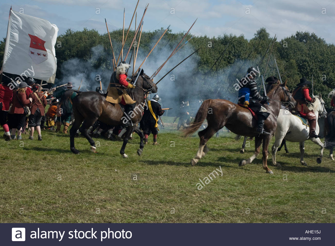 English Civil War Soldier Firing Musket Stock Photos & English Civil ...