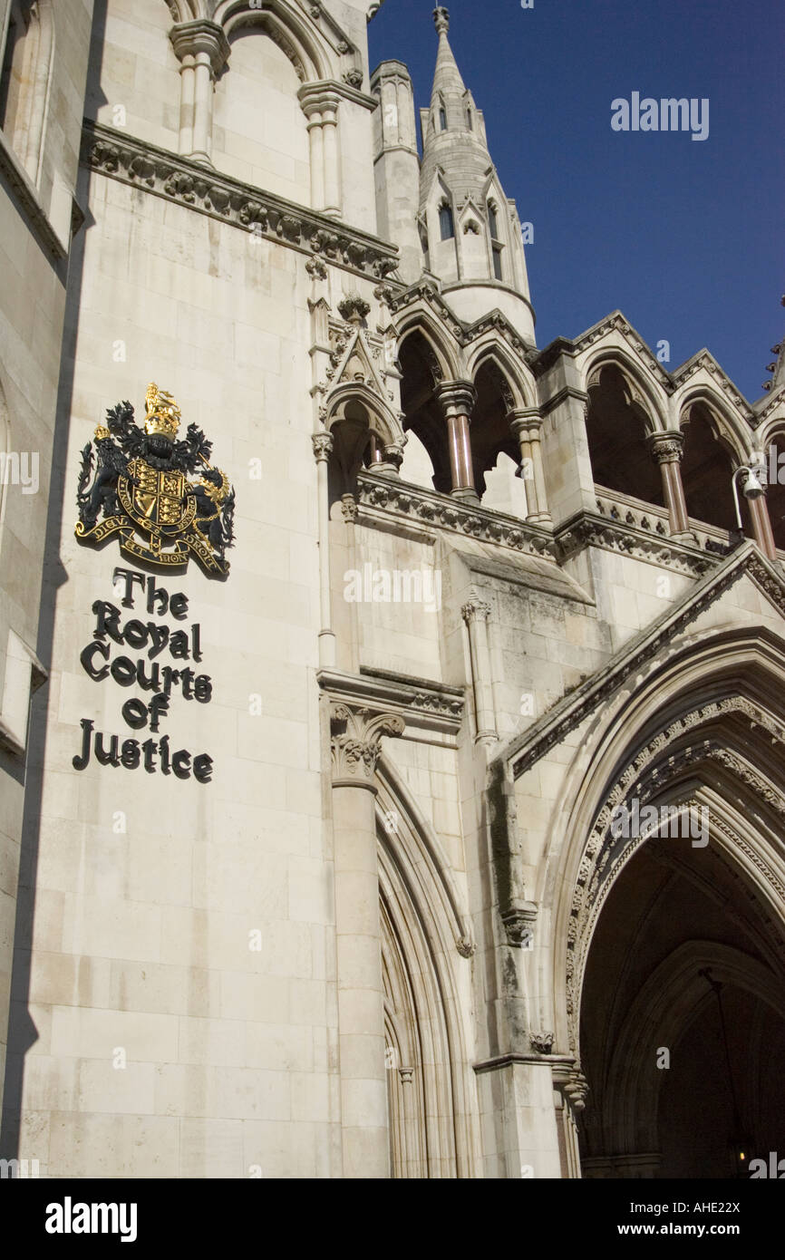 The Royal Courts of Justice The Strand London Stock Photo - Alamy