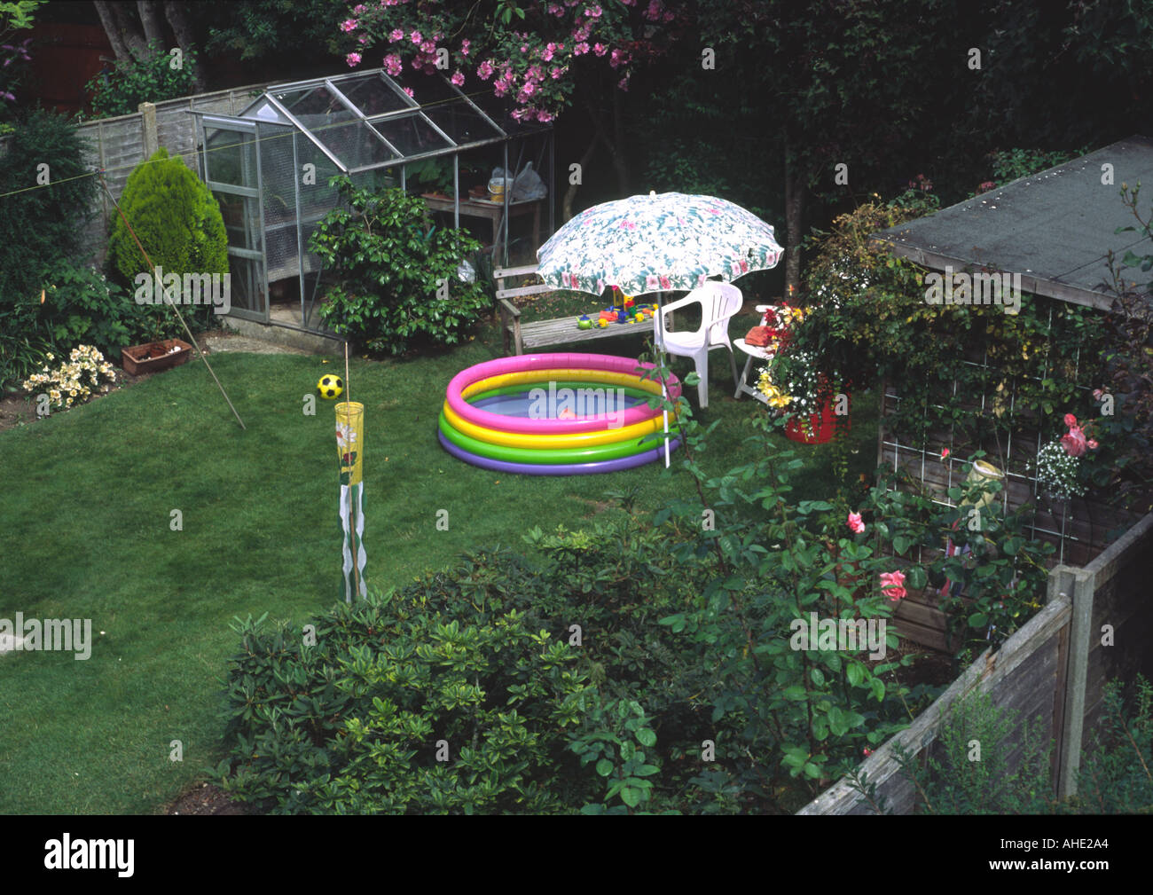 Uk Hampshire Garden with Paddle Pool in Summer Stock Photo - Alamy
