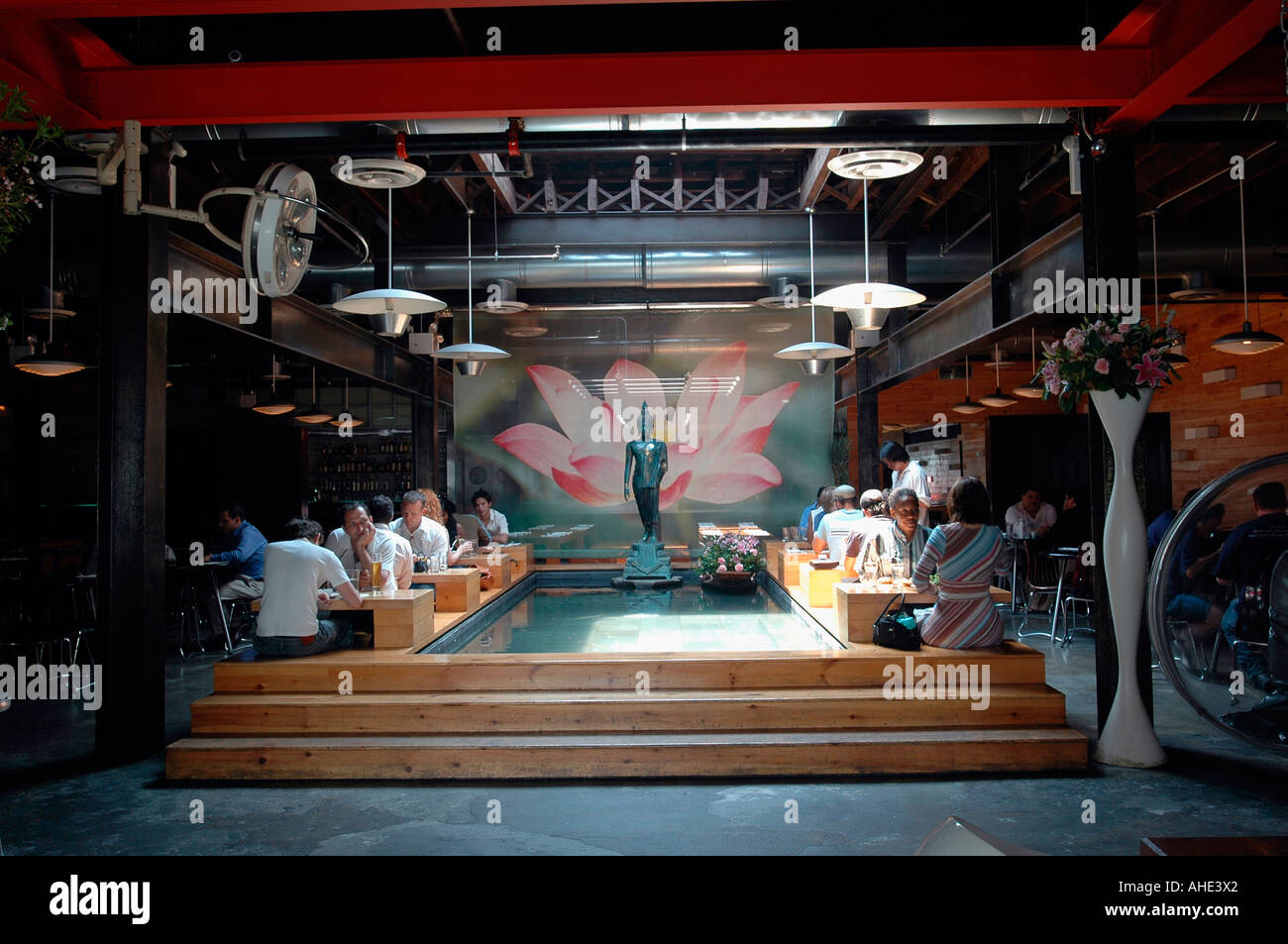 Sea Thai Bistro in trendy Williamsburgh Brooklyn Stock Photo - Alamy