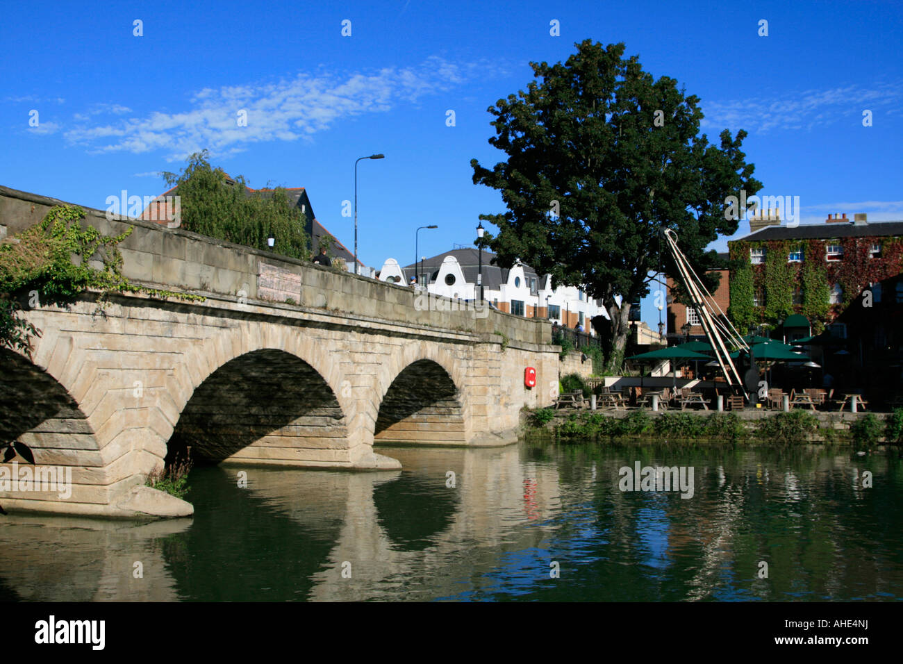 river bridge into oxford england uk gb Stock Photo - Alamy