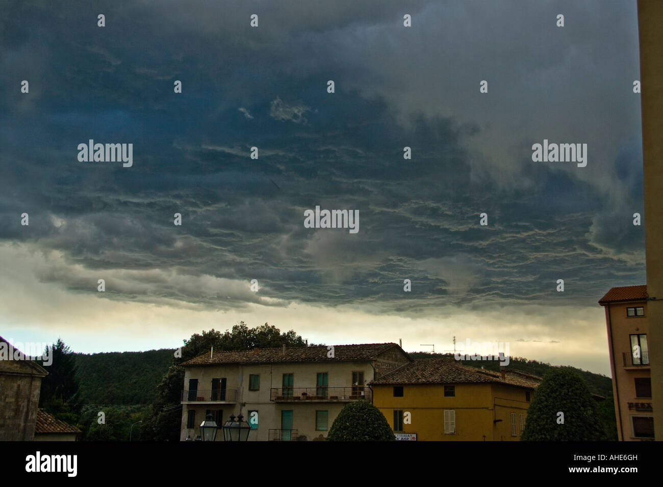 Menacing storm clouds over Sarteano, Italy Stock Photo - Alamy