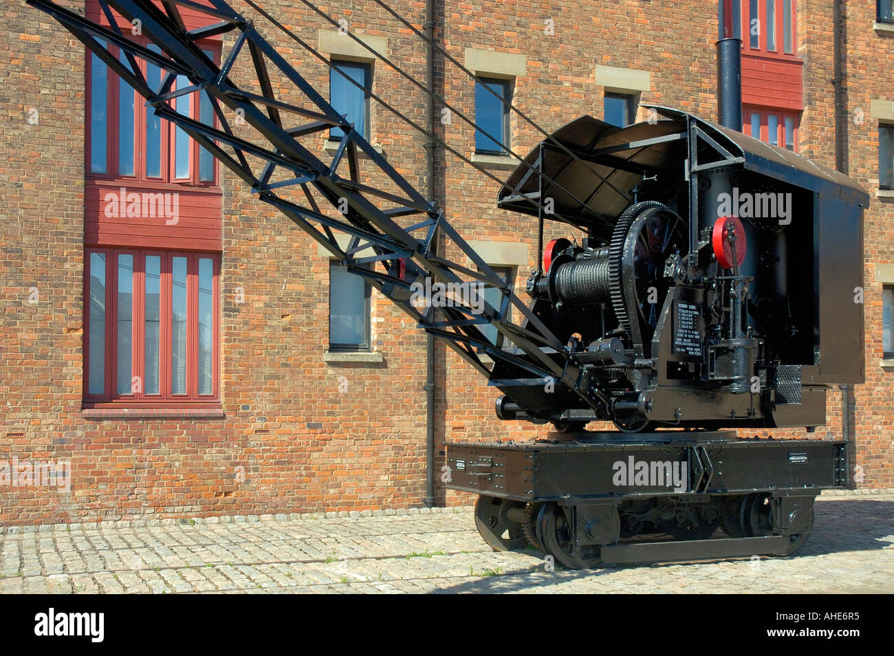 Joseph Booth Steam Crane North Quay Gloucester Docks Stock Photo - Alamy