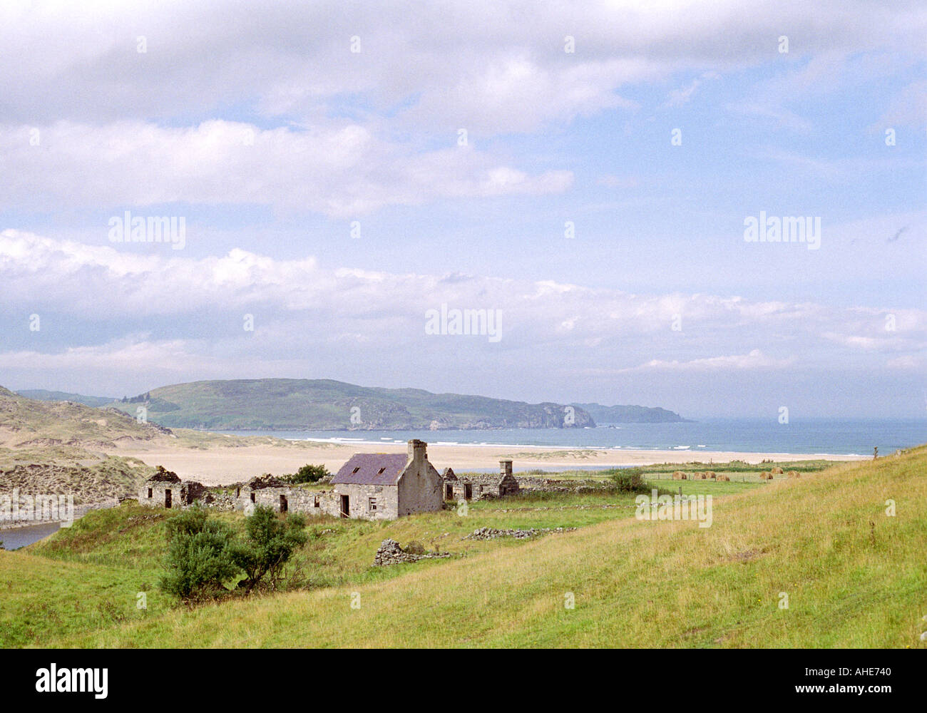 Abandoned croft overlooking silver beaches in Sutherland Scottish ...
