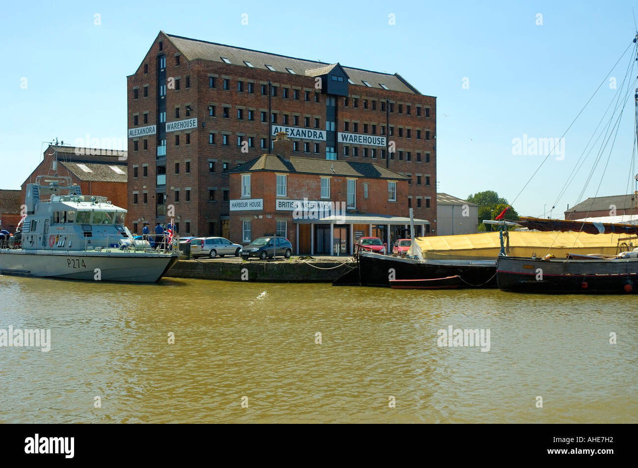 Alexandra docks hi-res stock photography and images - Alamy