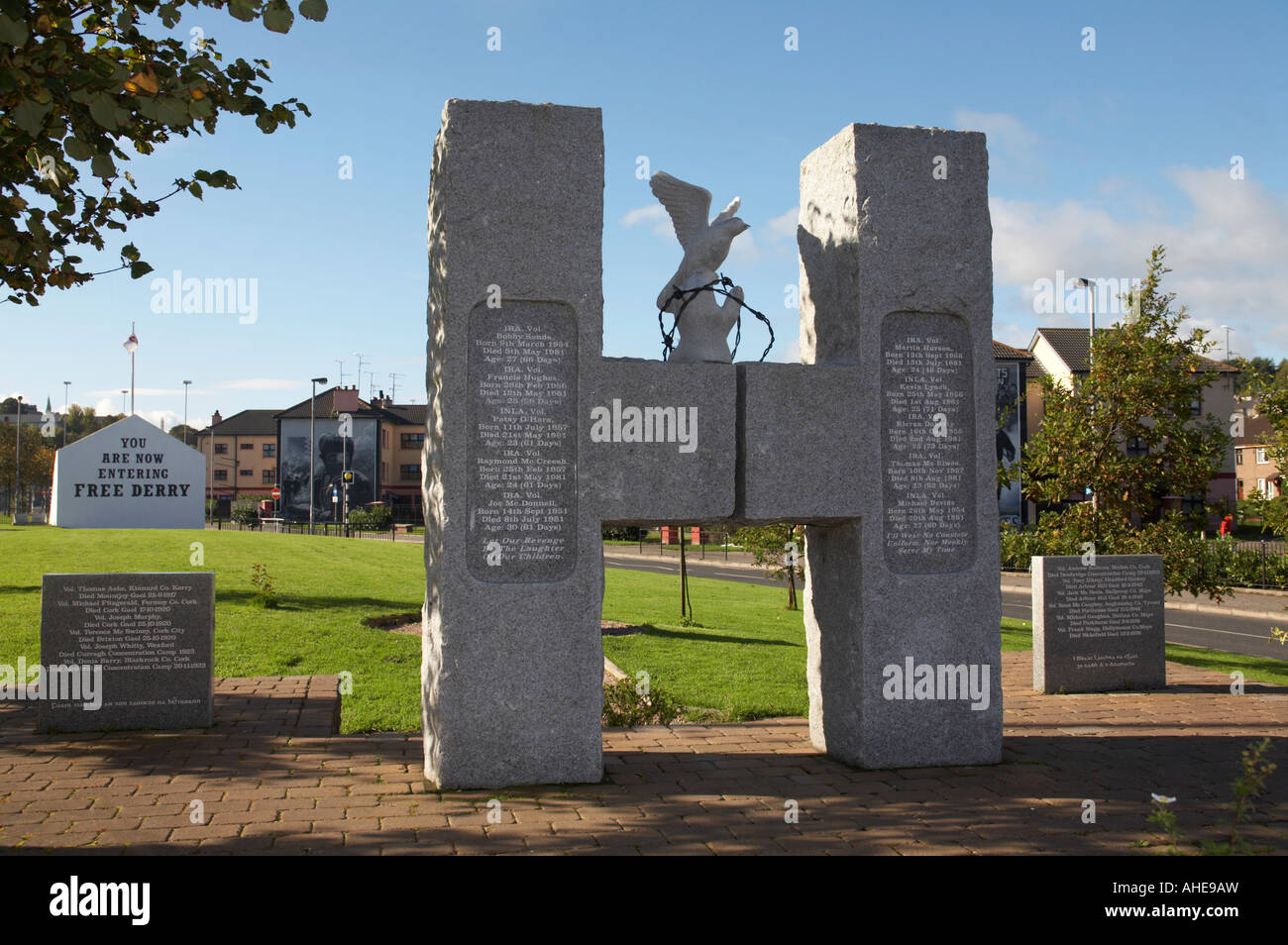 H block hunger strikers memorial sculpture at Free Derry Corner in the ...