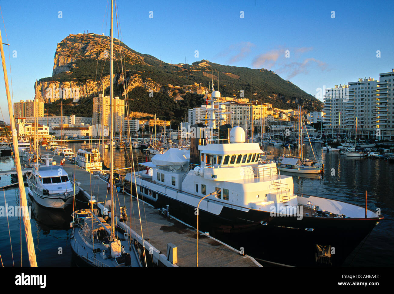 Gb01007 hi-res stock photography and images - Alamy