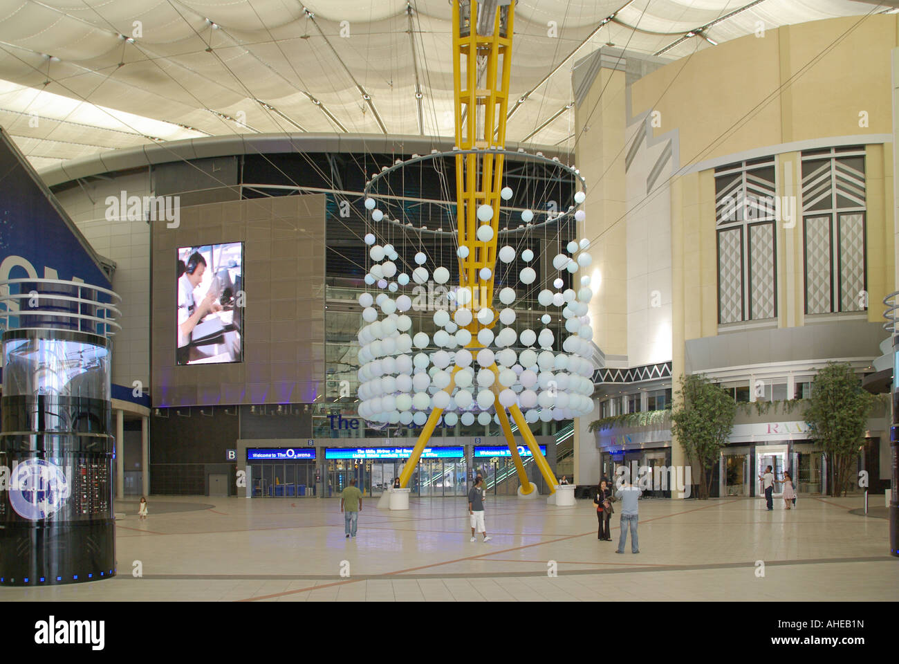 O2 arena interior hi-res stock photography and images - Alamy