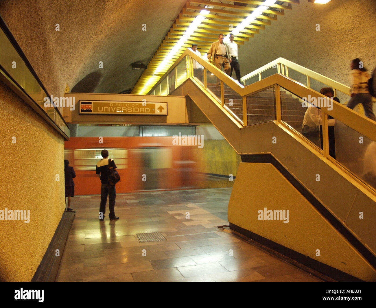 Subway in Mexico city Stock Photo - Alamy