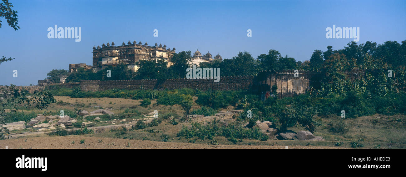 Fort Palace Orchha India Stock Photo - Alamy
