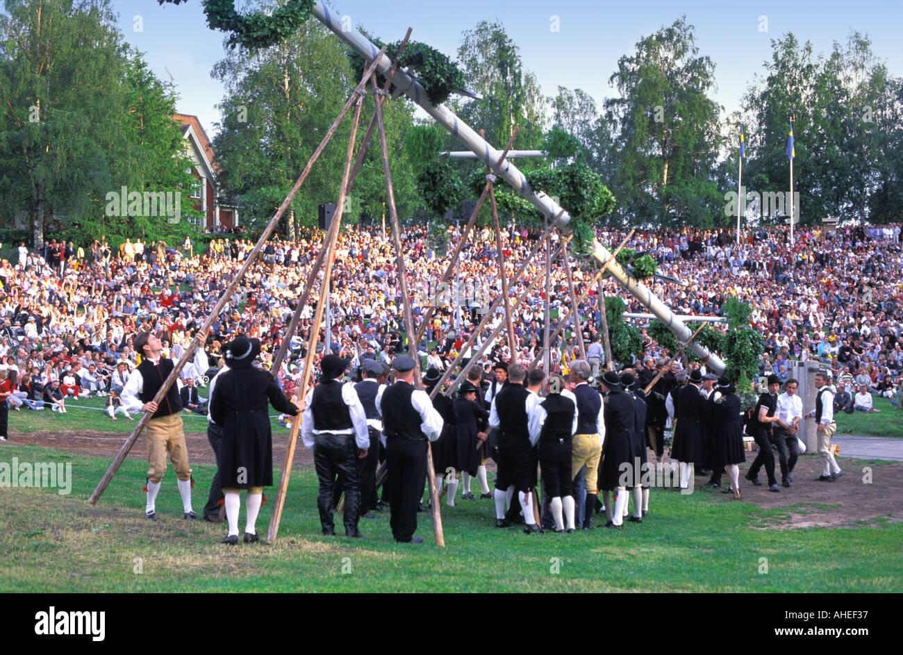 SWEDEN DALARNA LEKSAND MIDSUMMER CELEBRATION Stock Photo - Alamy