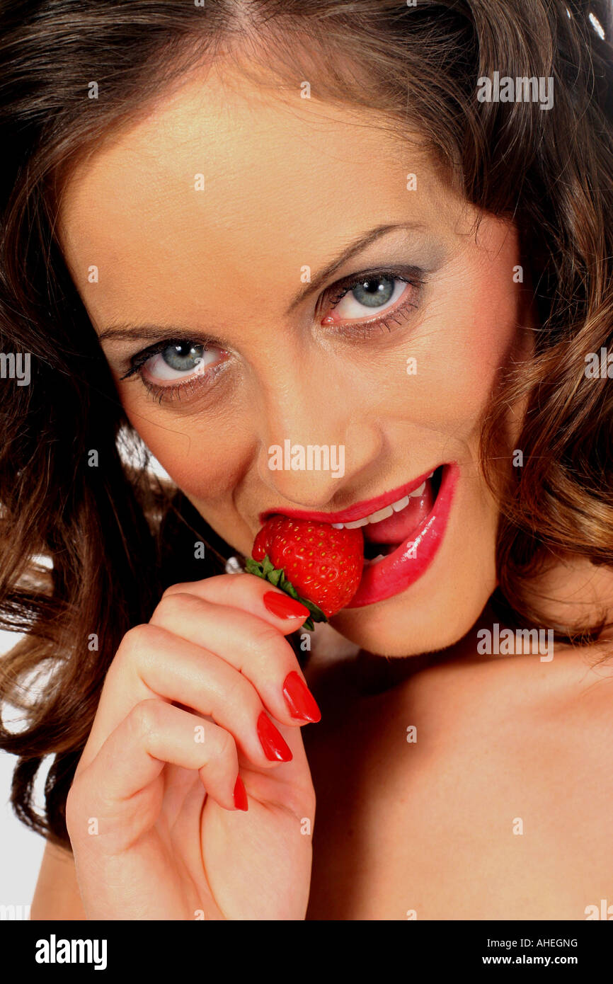 Fruit and strawbery hi-res stock photography and images - Alamy