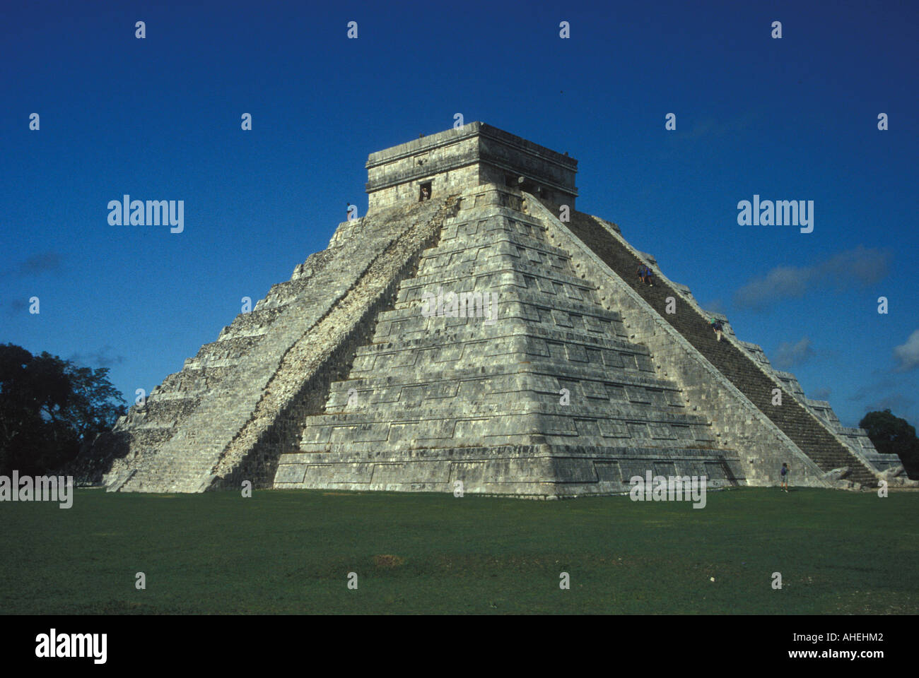Kukulkan Pyramid Chichen Itza Mexico Stock Photo - Alamy