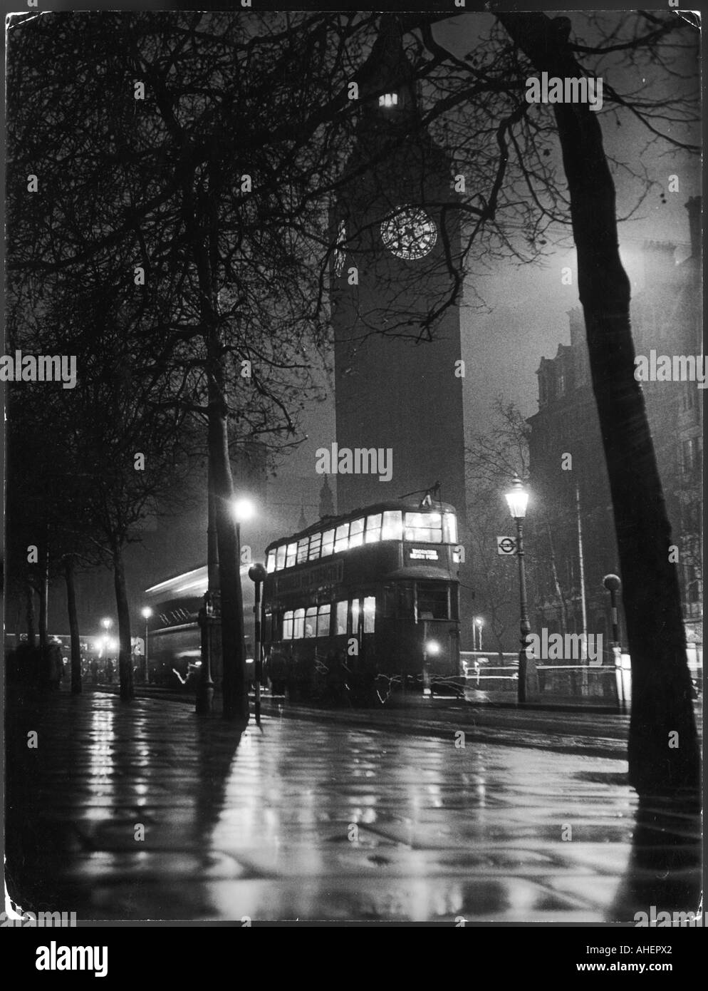 1950s london night hi-res stock photography and images - Alamy