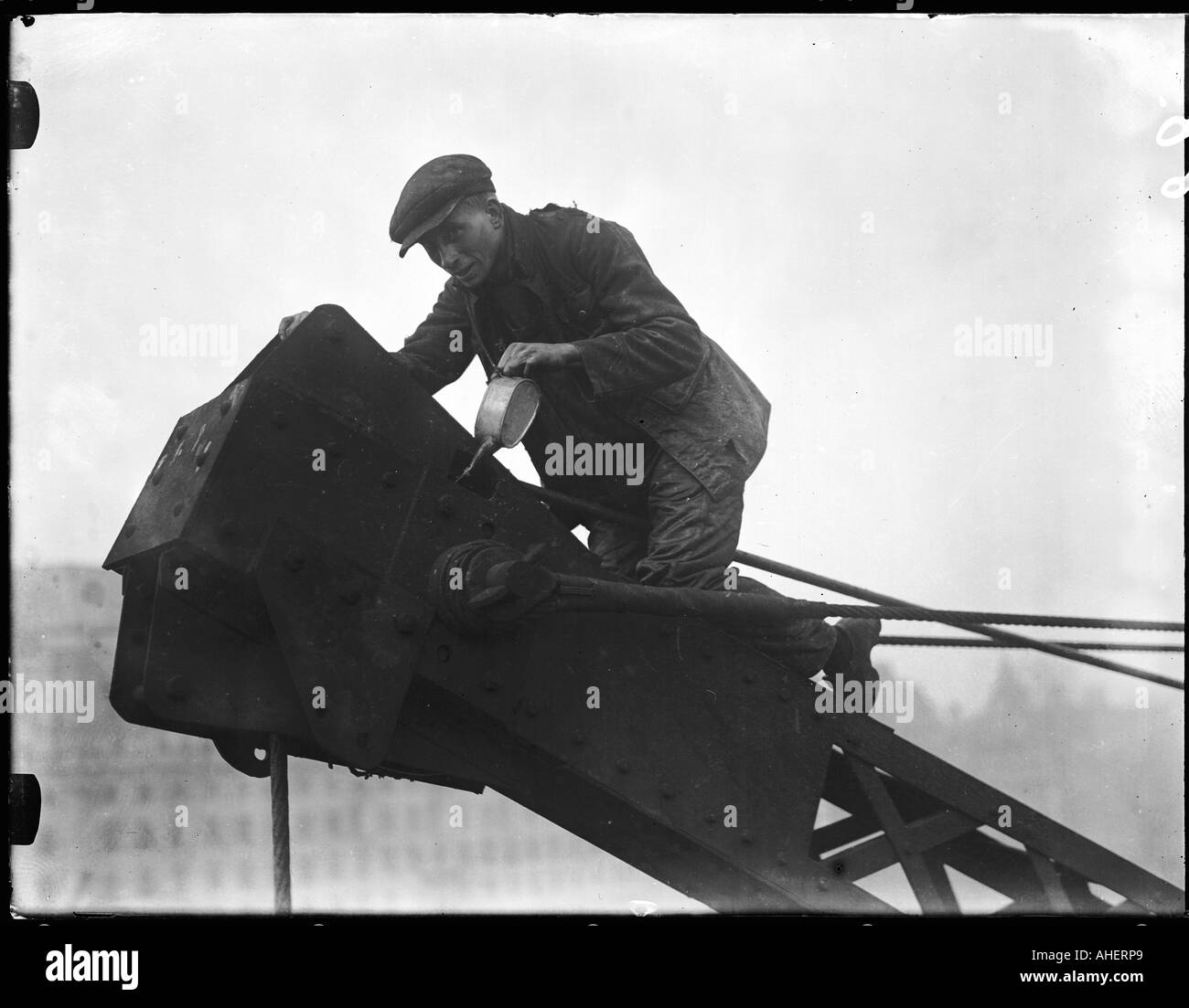 Pulley works Black and White Stock Photos & Images - Alamy