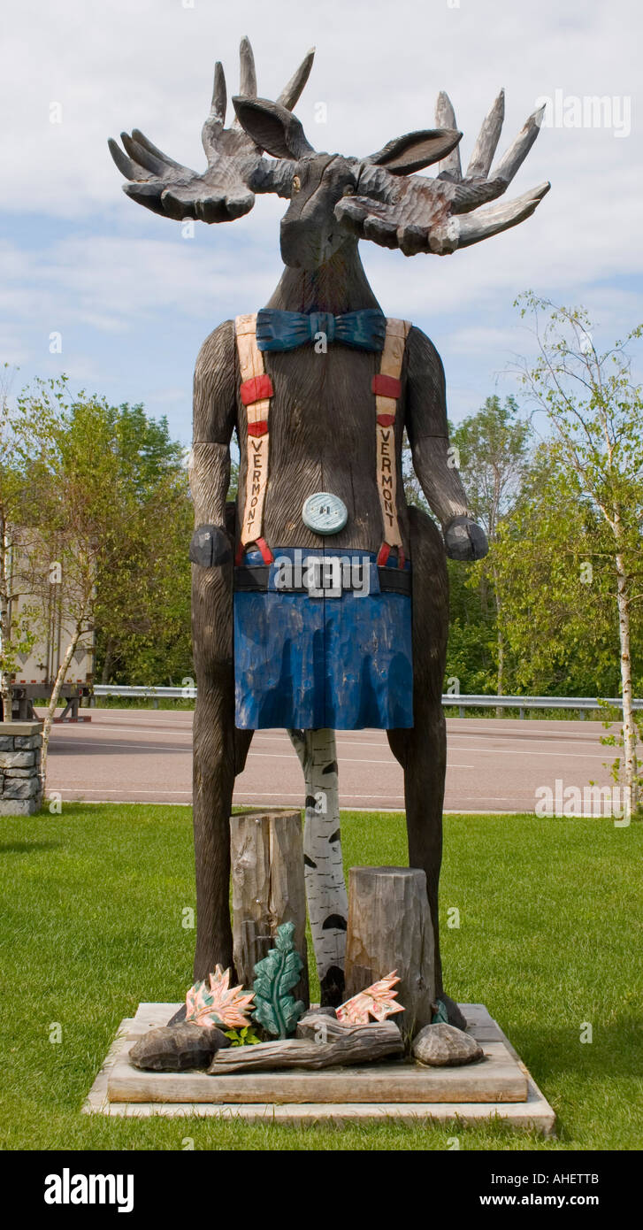 The Welcome to Vermont moose sculpture at a highway rest area near ...