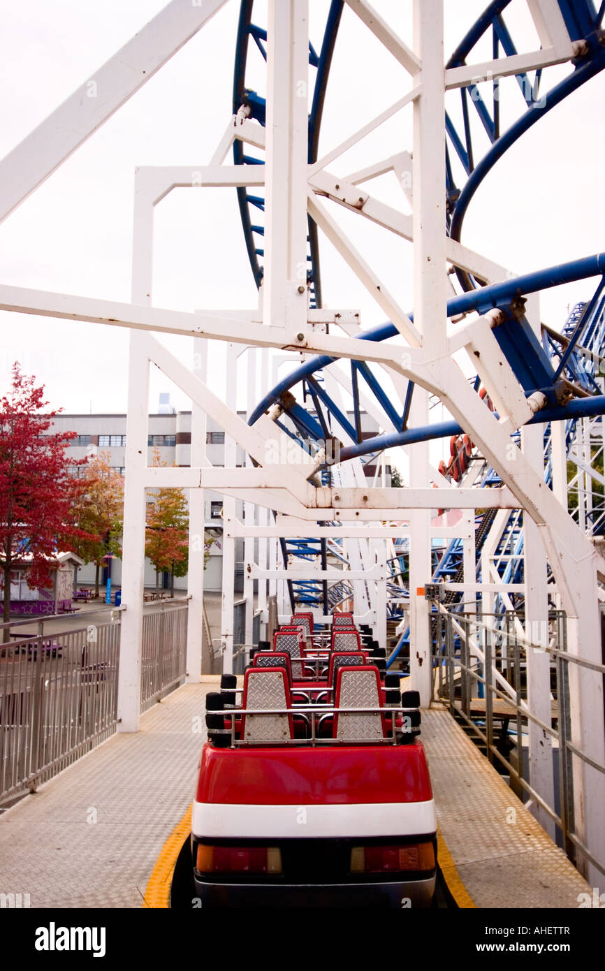 Amusement park seattle center washington hi-res stock photography and ...