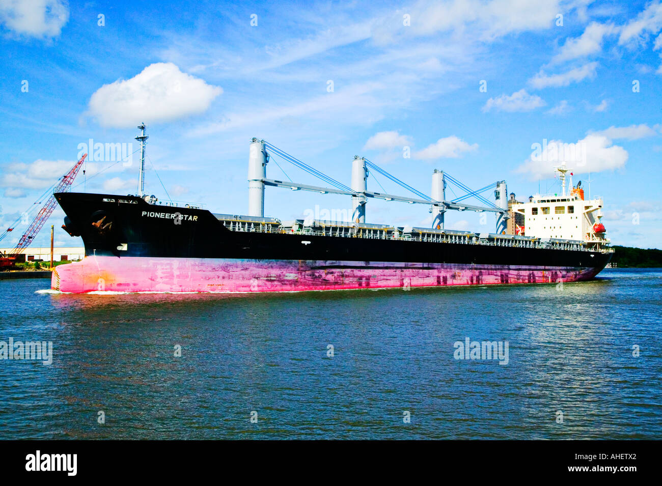 Shipping savannah ship transport hi-res stock photography and images ...