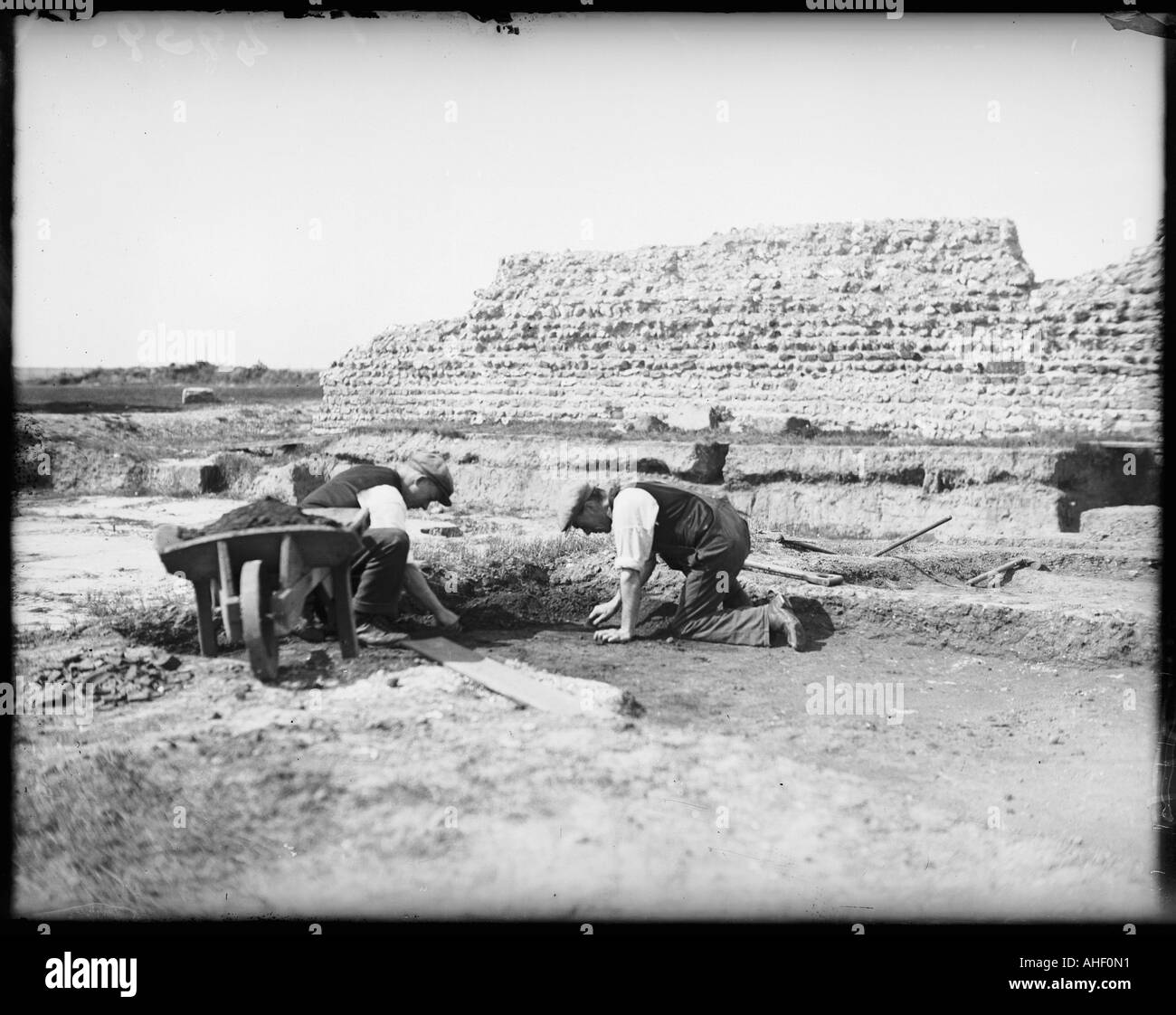 1920s excavations hi-res stock photography and images - Alamy