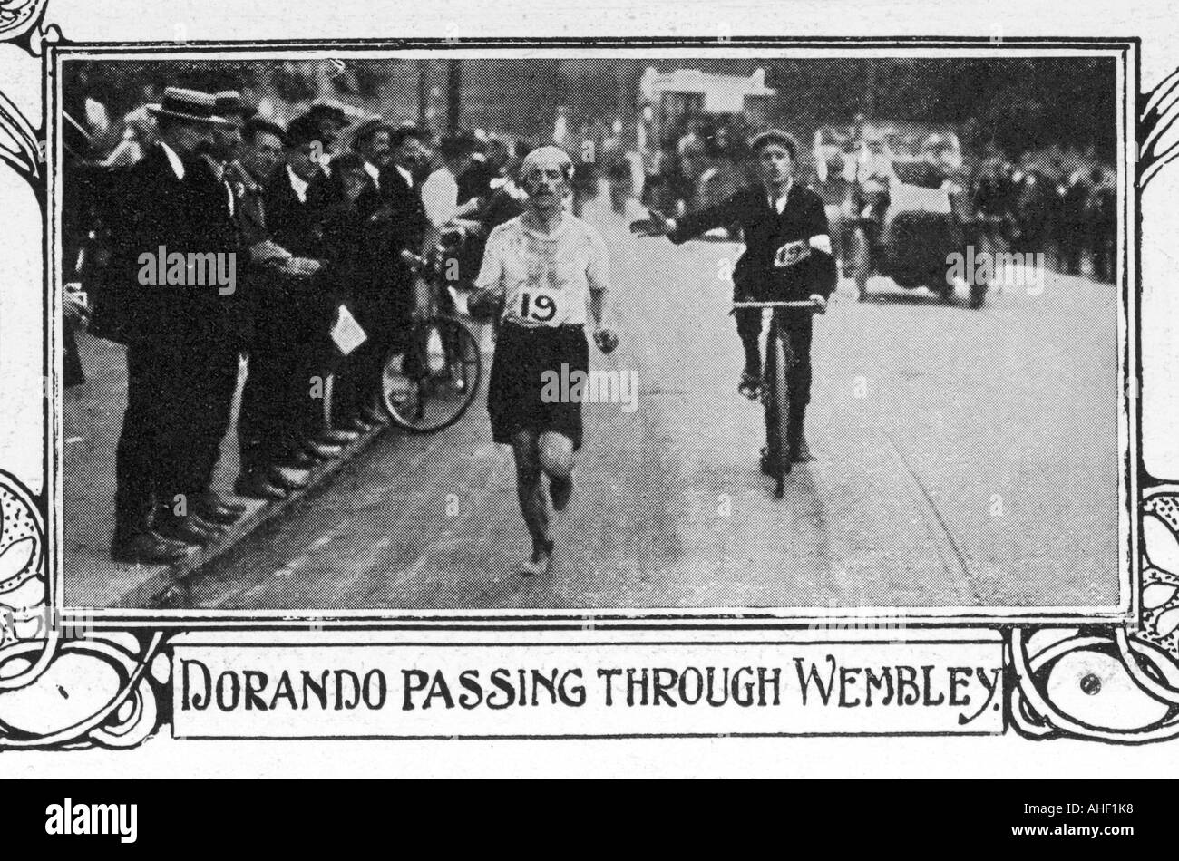 1908 olympics marathon Black and White Stock Photos & Images - Alamy
