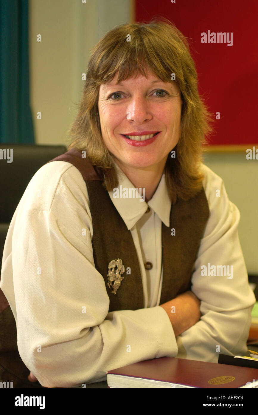 Jane Davidson AM Labour Assembly Member for Pontypridd and Minister in ...