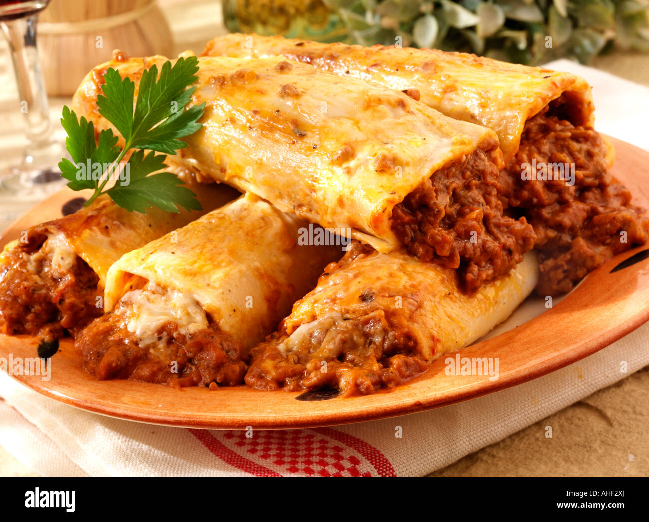 ITALIAN BEEF CANNELLONI Stock Photo - Alamy