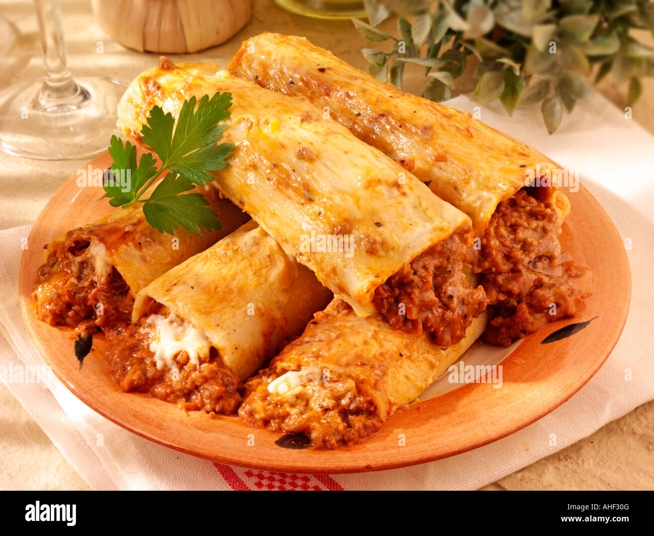 ITALIAN BEEF CANNELLONI Stock Photo - Alamy