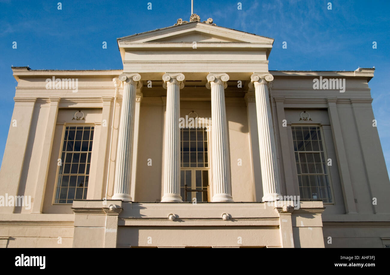Albans town hall hi-res stock photography and images - Alamy