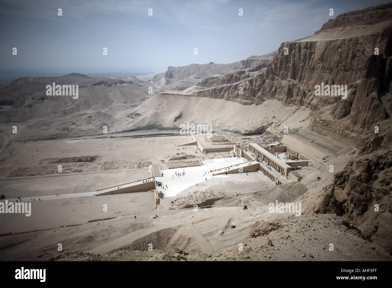 Deir al Bahri, Funerary Temple of Hatshepsut, Valley of the Kings Stock ...