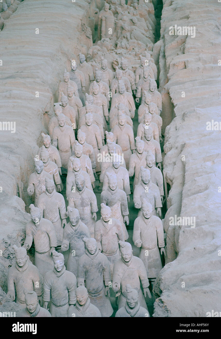 Ancient World History. Historical Chinese Terracotta Warriors Army in ...