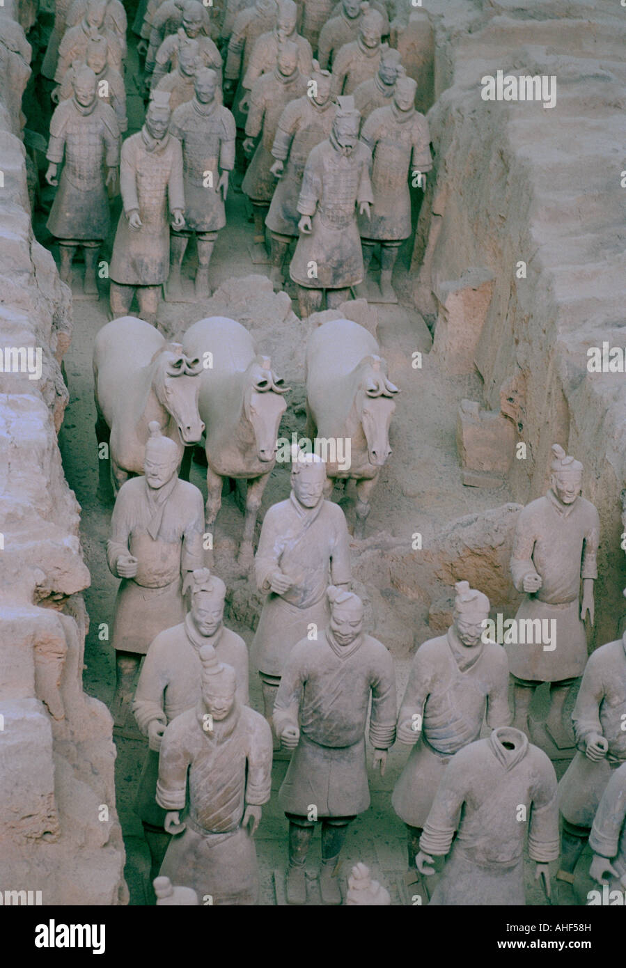 Ancient World History. Historical Chinese Terracotta Warriors Army in ...