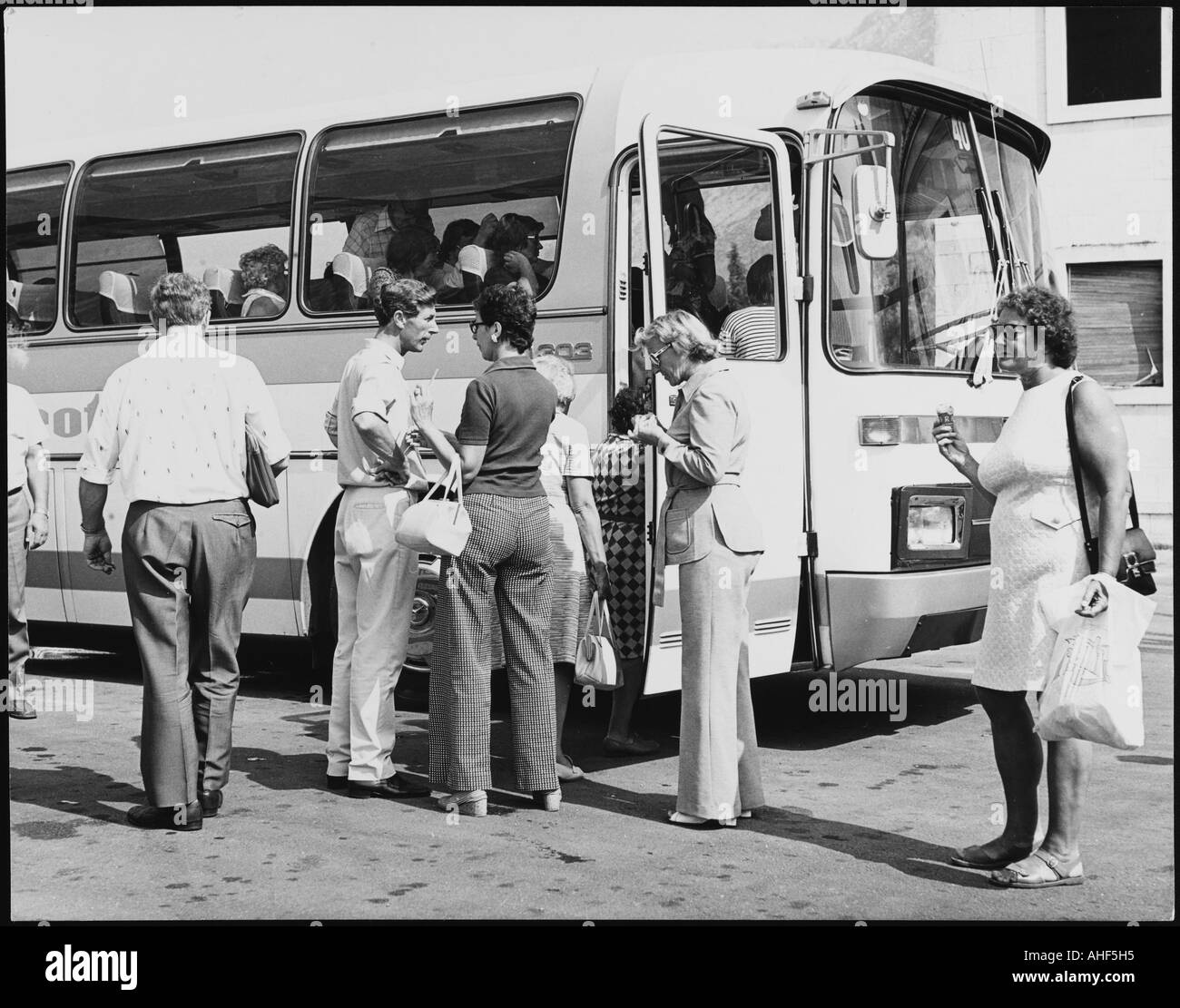 1970s coach hi-res stock photography and images - Alamy
