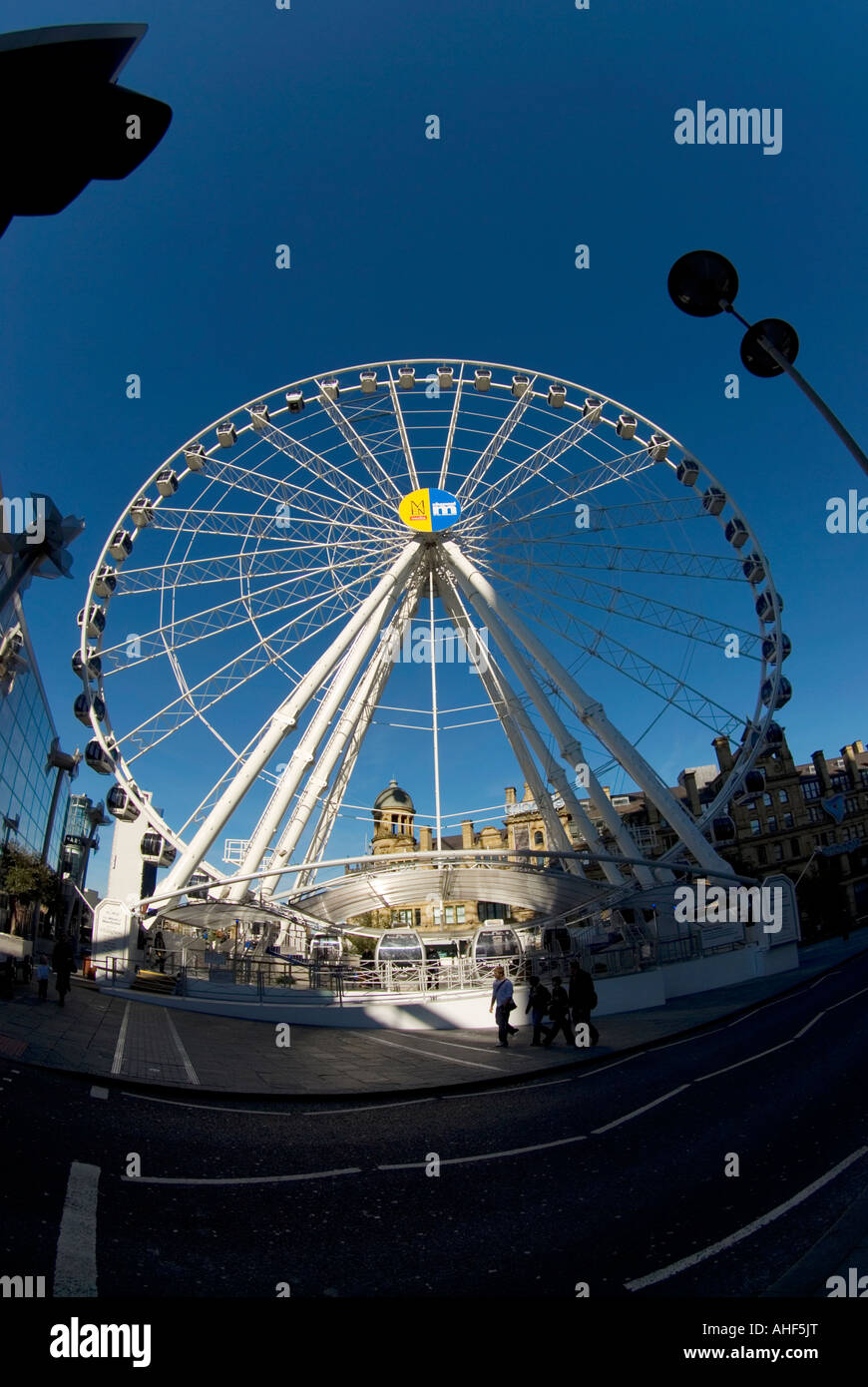 The Manchester Eye or big wheel in Exchange Square, Manchester city ...