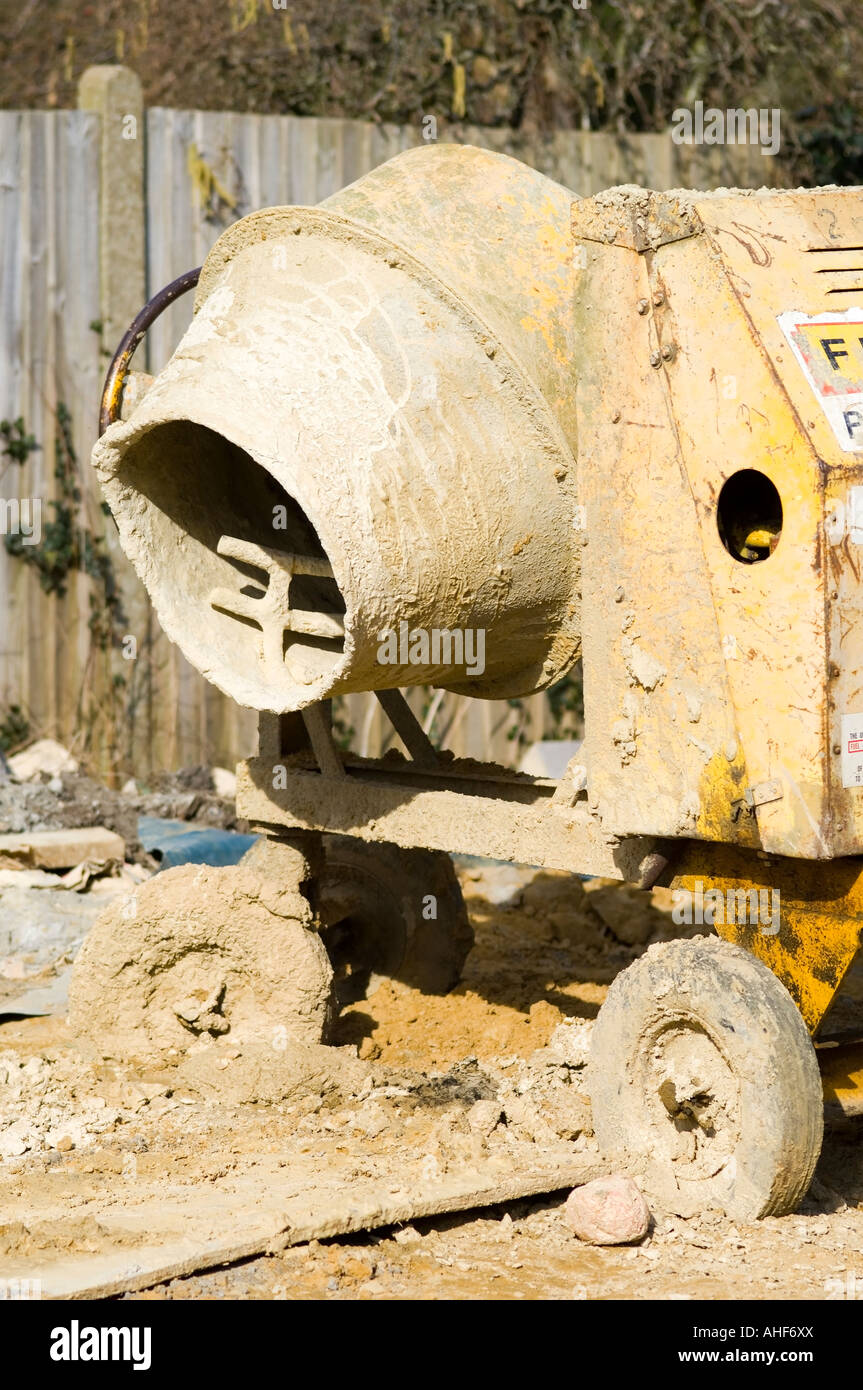 Portable Old concrete mixer Stock Photo - Alamy