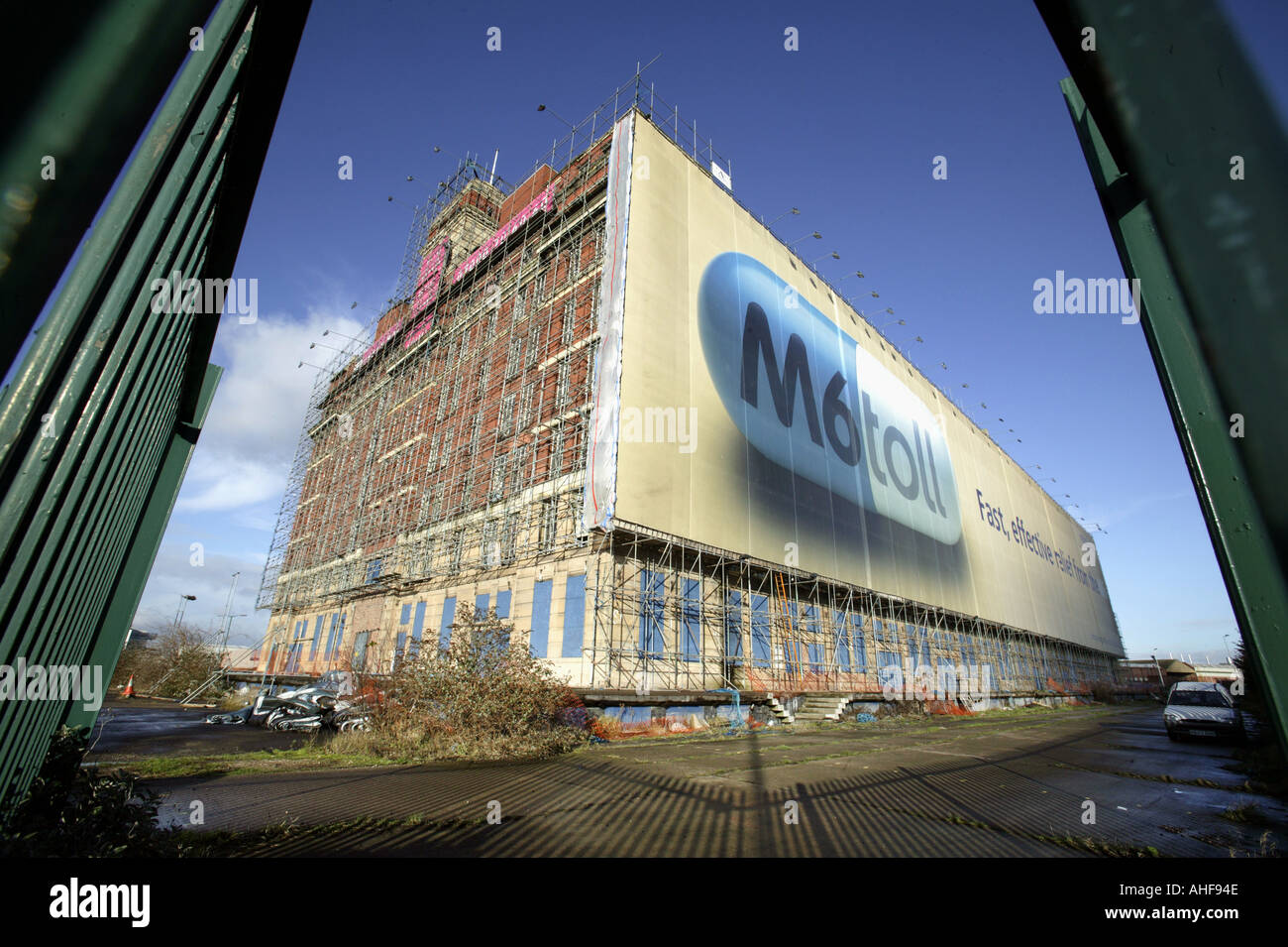 Fort dunlop birmingham hi-res stock photography and images - Alamy
