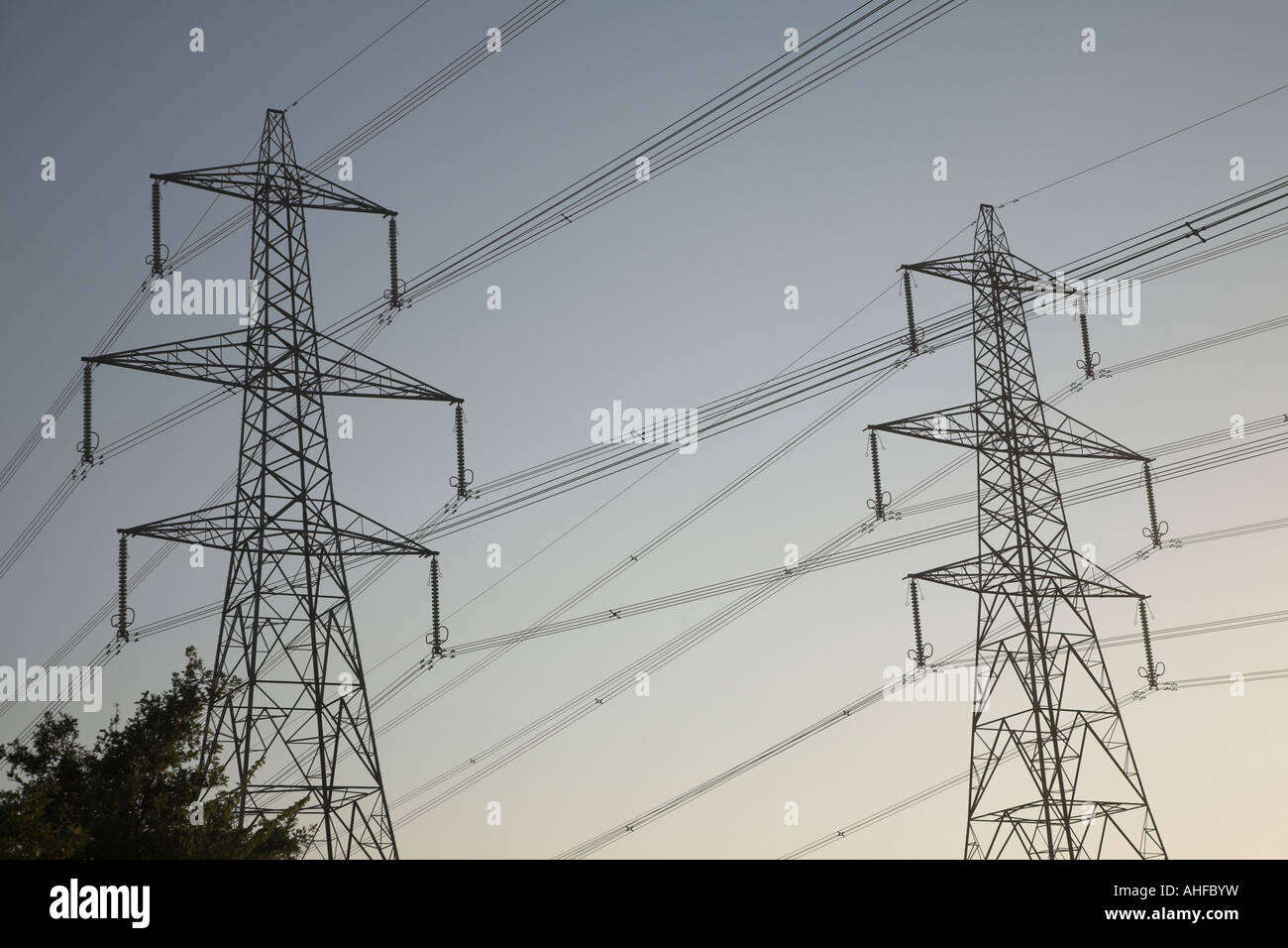Looking up at Electricity pylons and transmission lines, Suffolk ...