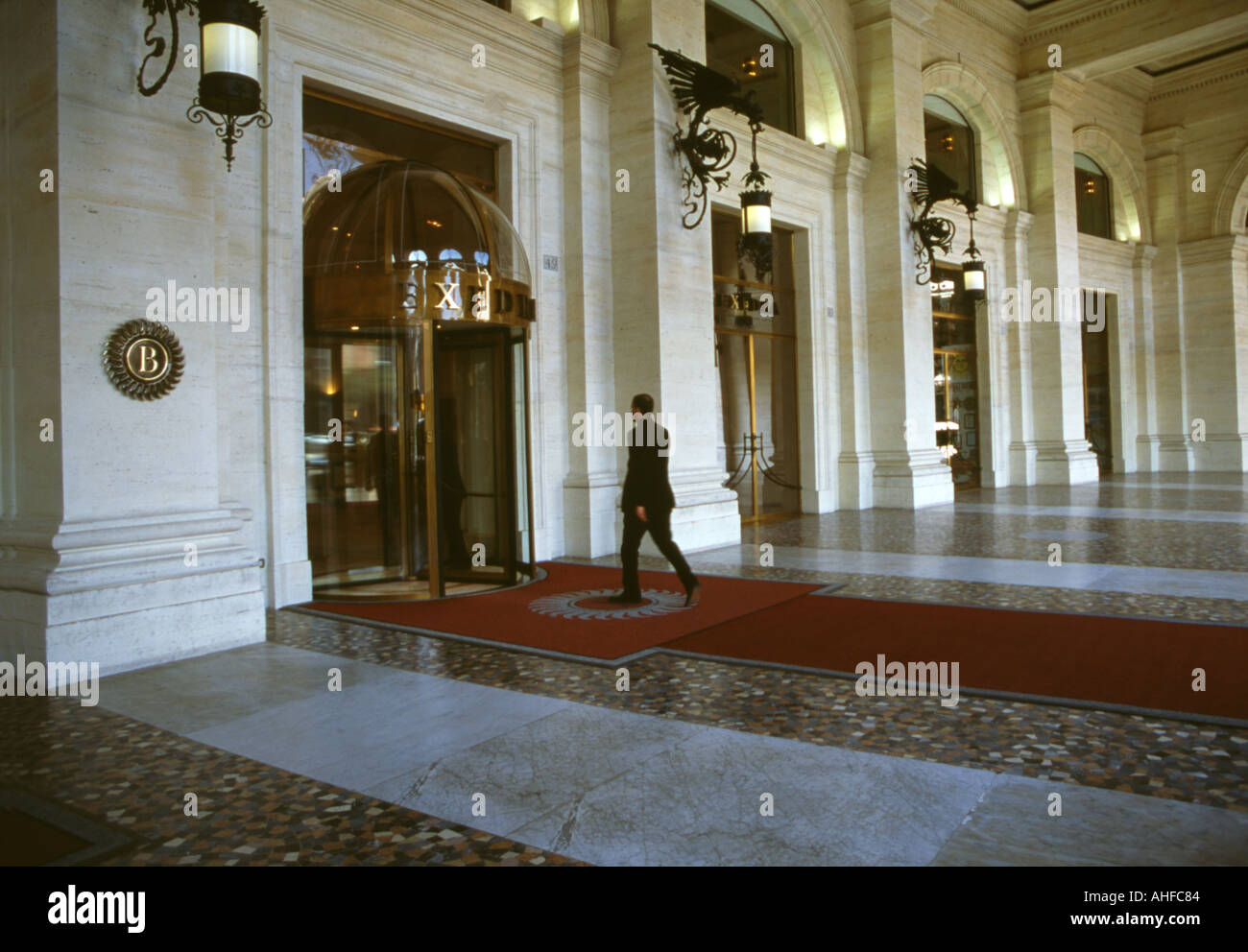Hotel exedra hi-res stock photography and images - Alamy