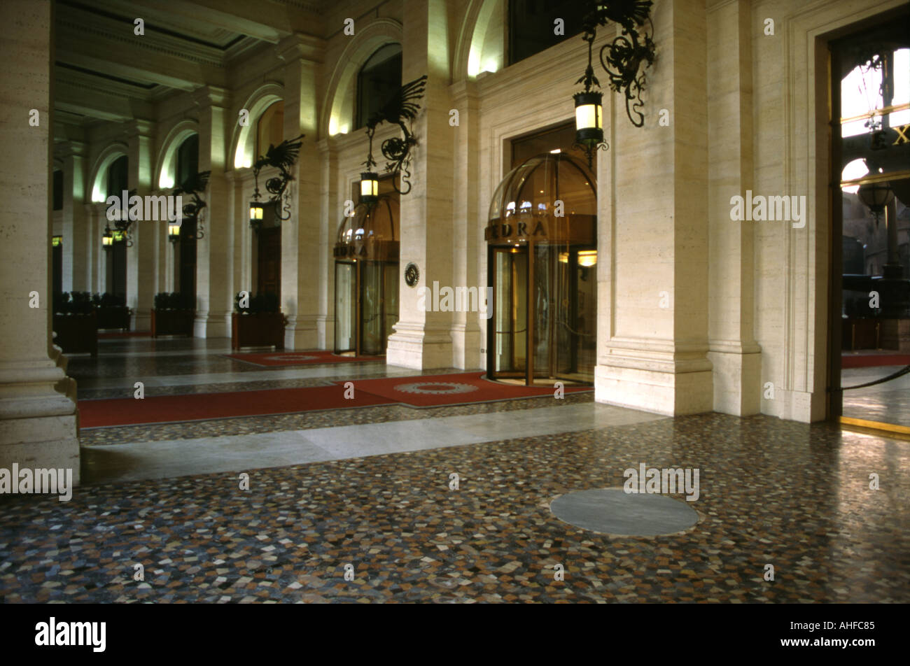 Hotel exedra hi-res stock photography and images - Alamy