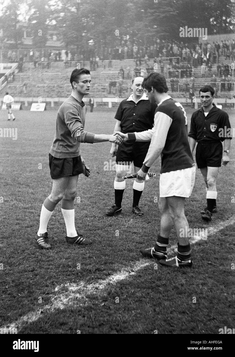 England football team 1965 hi-res stock photography and images - Alamy