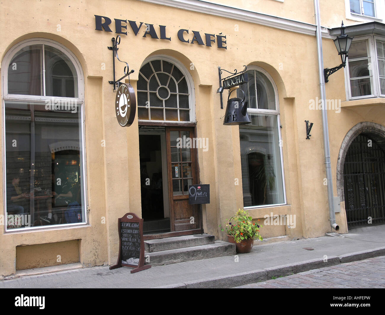 Reval cafe hi-res stock photography and images - Alamy