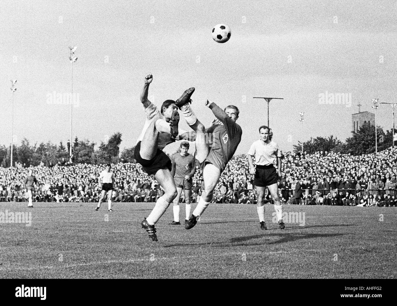 Fussballballett hi-res stock photography and images - Alamy