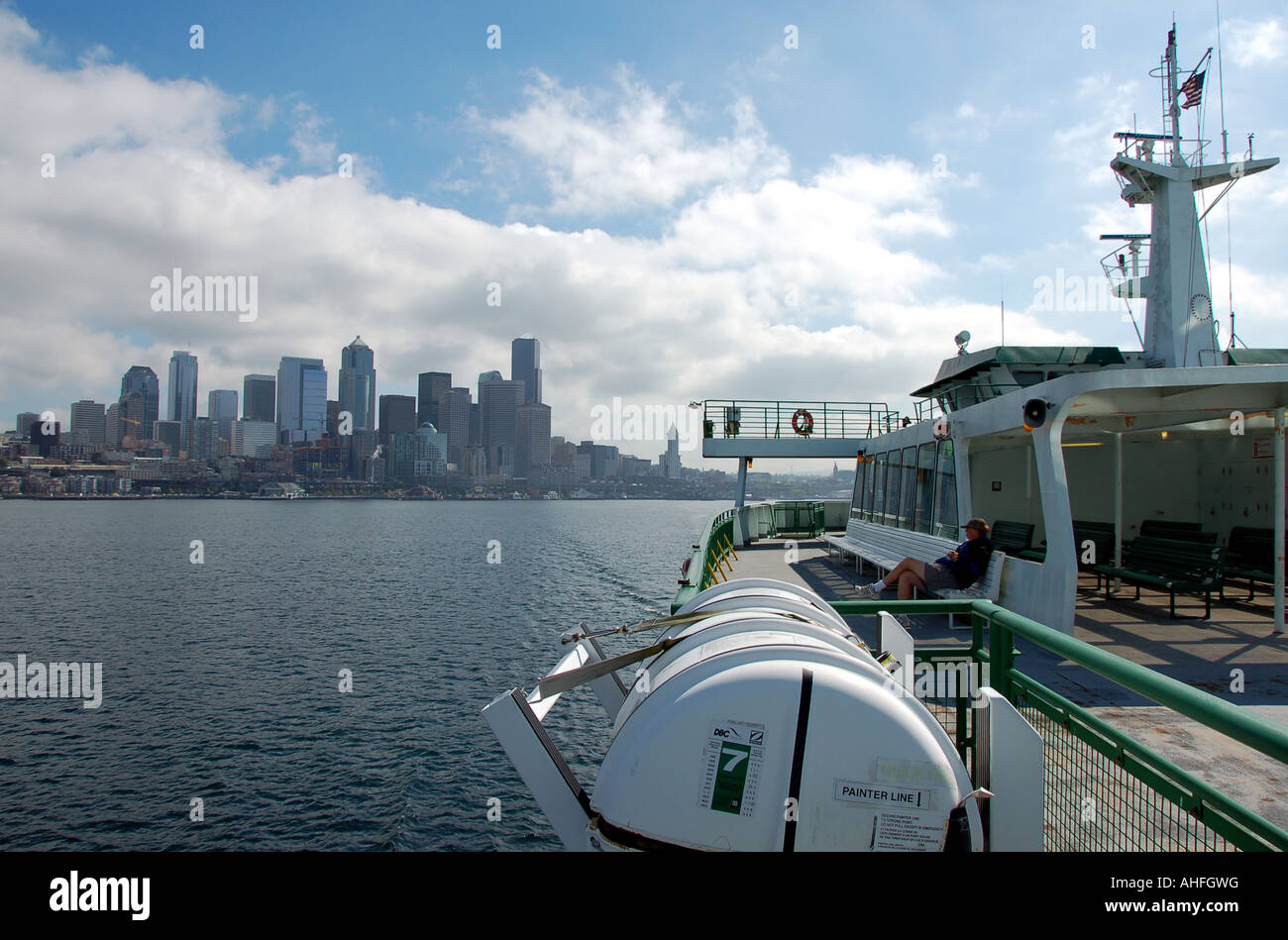 View seattle skyline from ferry hi-res stock photography and images - Alamy