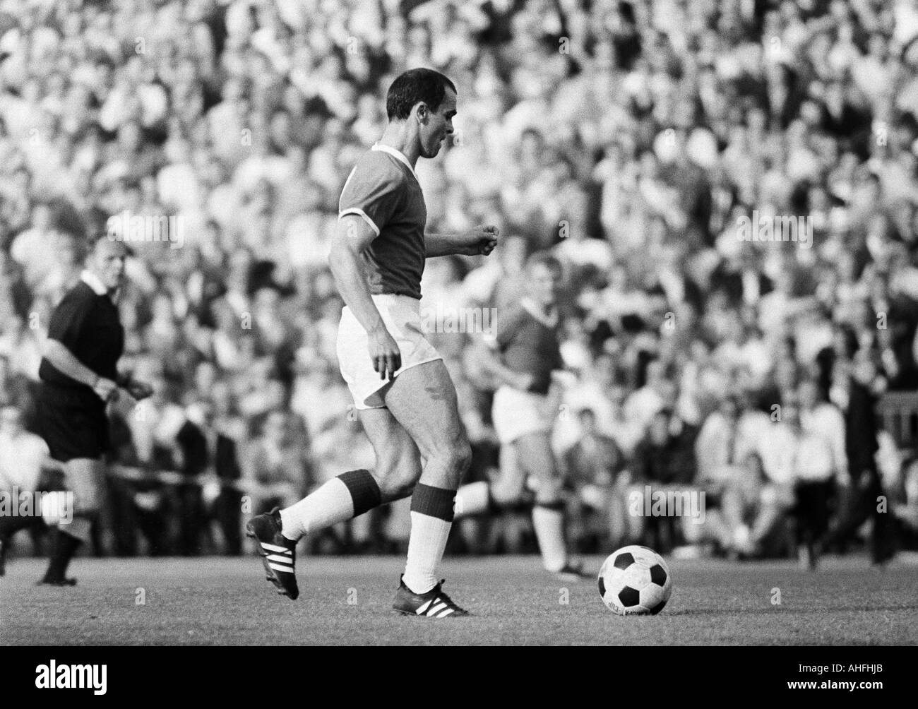Football match 1965 hi-res stock photography and images - Alamy